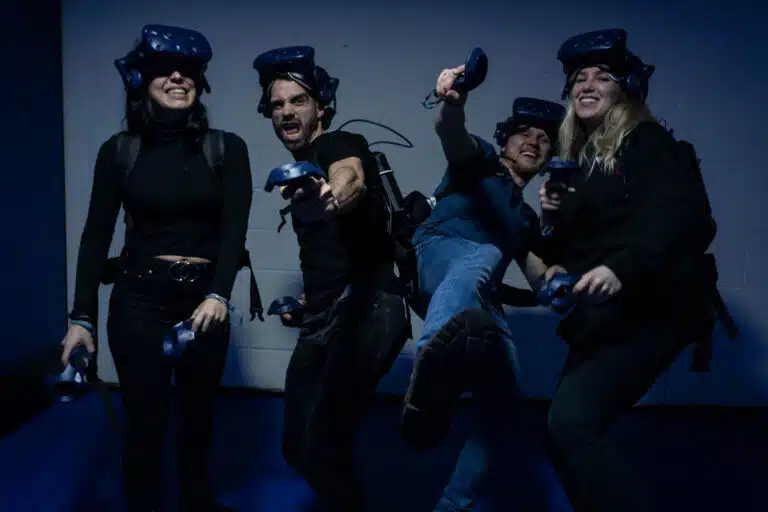 10 Workplace Thanksgiving Ideas for Employees - Virgin Incentives