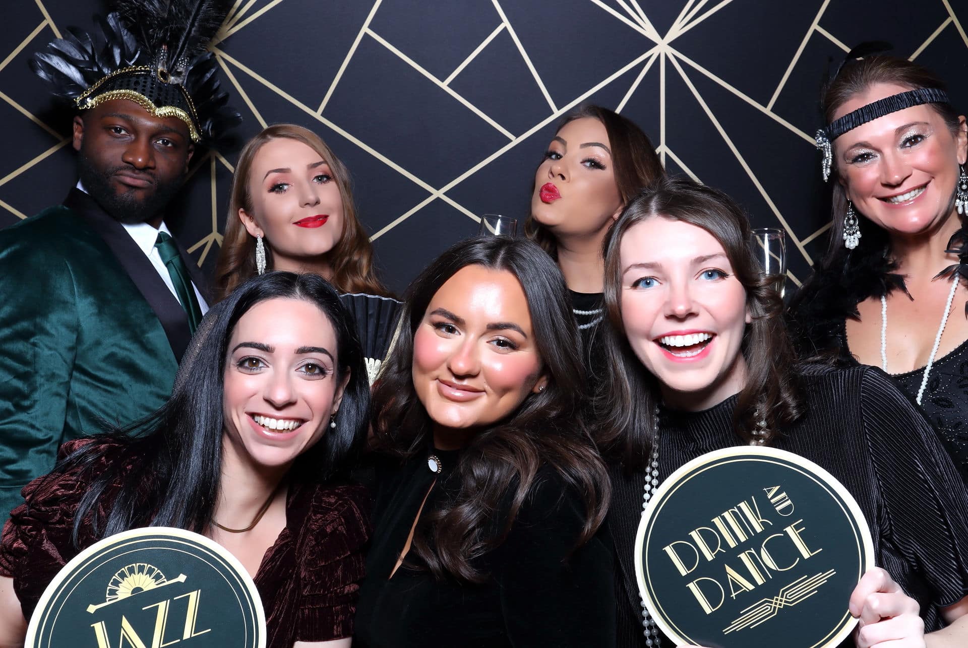Employee End of Year Awards: Why They Matter - Virgin Incentives